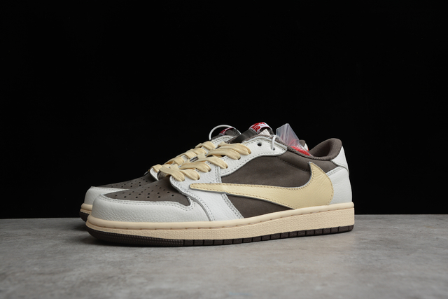 Jordan 1 low Travis Scott Reverse Mocha - Hyped Office