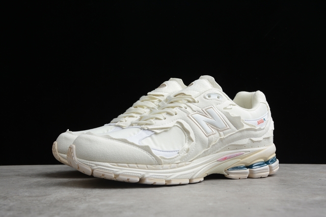 Tênis New Balance 2002R Protection Pack M2002RDC