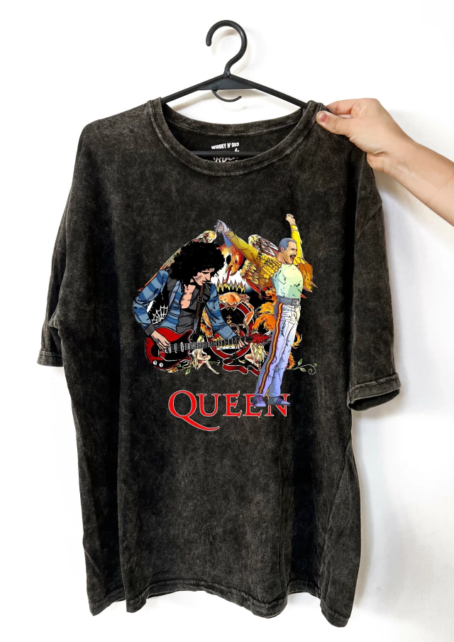 Remera Queen (Nevada, Negra o Blanca) - Whisky N' Dust