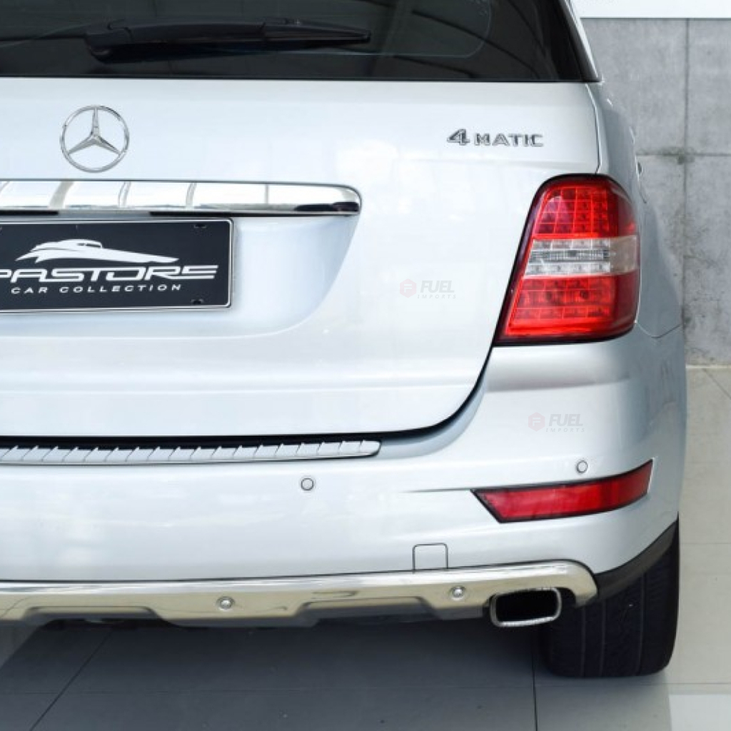 Tampa Parachoque Traseiro Mercedes-Benz ML320 ML350 2008 2009 2010 2011