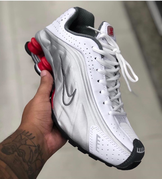 NIKE SHOX 4 MOLAS - Comprar em Bruno Marcas