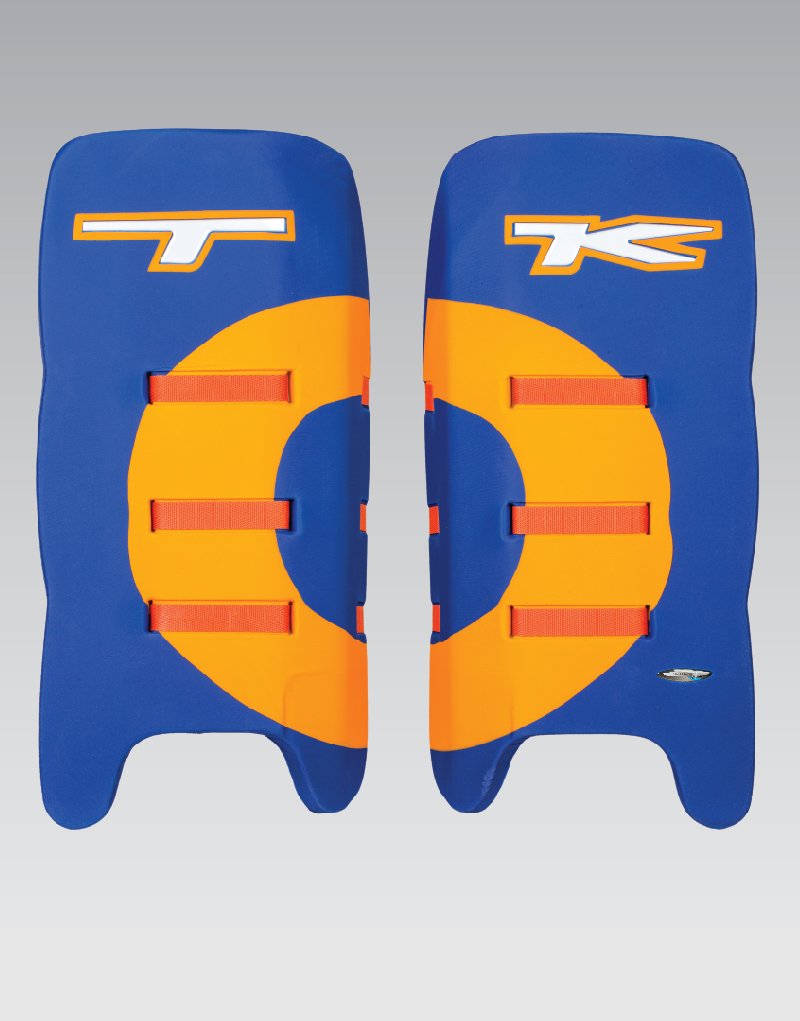 Legguards + Kickers TK P1 - As Equipamiento Deportivo
