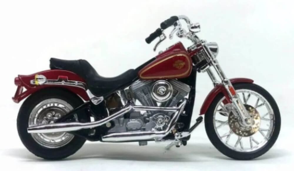 Harley Davidson 1984 FXST Softail 1:18 Maisto