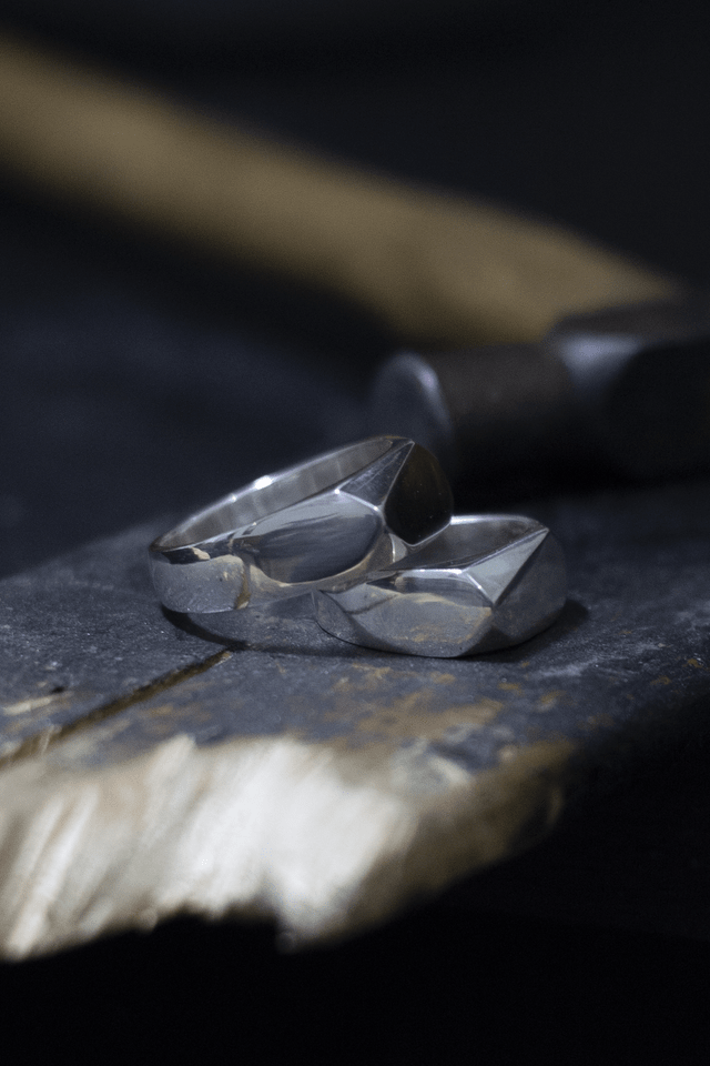 Alianças Facetadas (Par) - Comprar em SETE JEWELRY