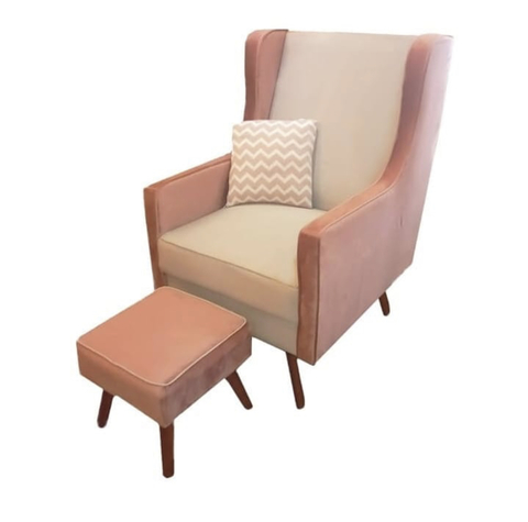 POLTRONA RETRO COM PUFF - Comprar em Ateliê Luma Baby