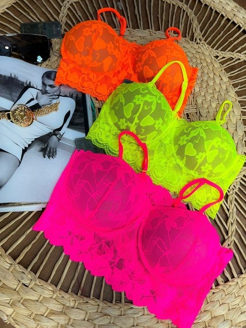 Compre online produtos de Blessed Shop