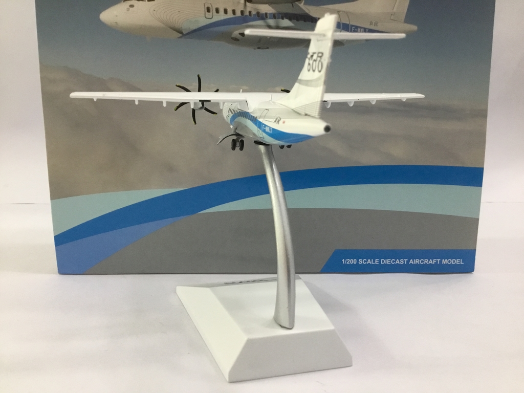 ATR 42-600 (House Color Livery) - Air Tango Hobbie Shop