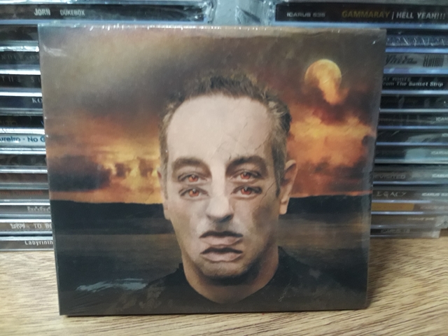 Arena - Double Vision Digipack - Comprar en Volumen 4