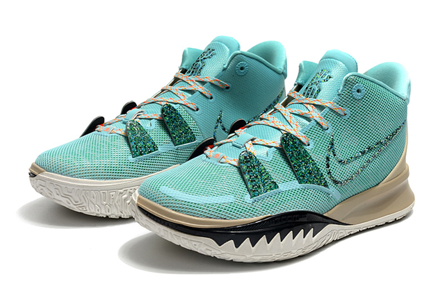 Tênis Nike Kyrie 7 'Copa' - Comprar em Sportsneakers