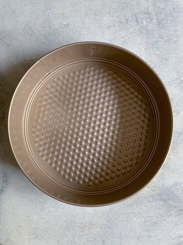 Molde metal dorado torta N 26 desmontable