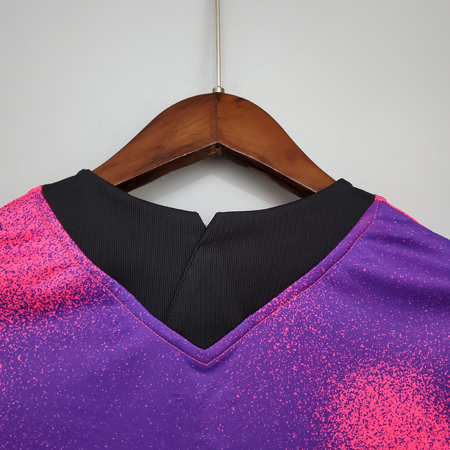 colaborator director mod camisa do paris saint germain rosa Pickering A ...
