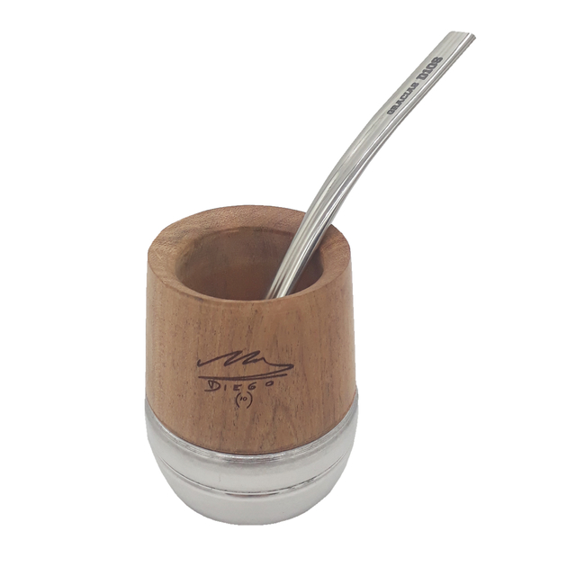 MATE GRABADO FIRMA MARADONA EN MADERA Y ALUMINIO C/ BOMBILLA ACERO GR