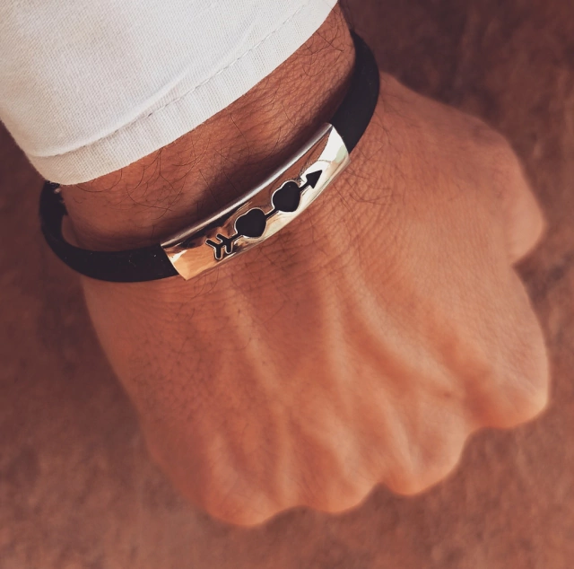 Pulsera VALENTINO - Comprar en AGUA BENDITA