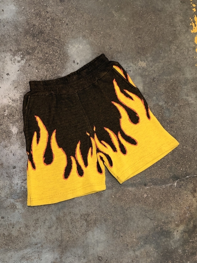 SHORT ON FIRE - Comprar en EL CLUB DEL SWEATER