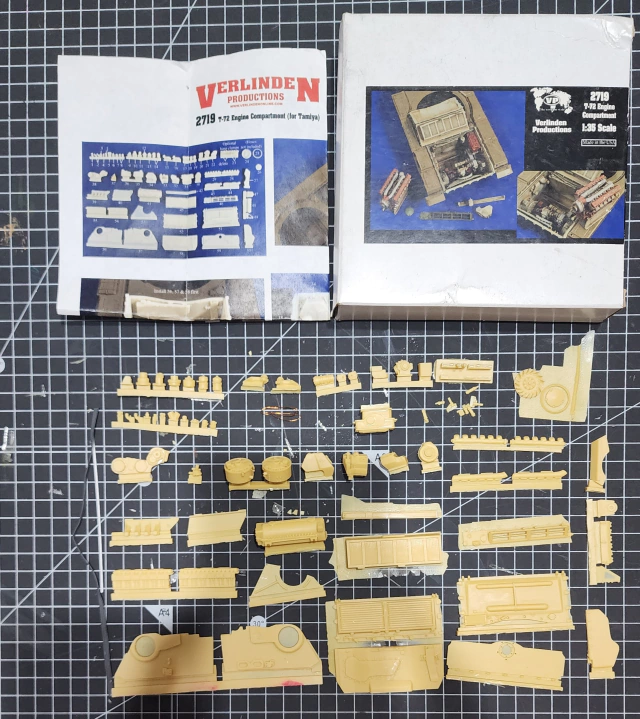 Verlinden Productions 1/35 T-72 Engine compartment cn