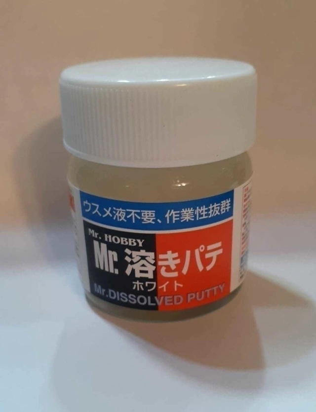 MR. Hobby P119 MR.DISSOLVED PUTTY 40ml masilla plastica para modelismo