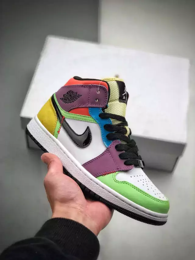 Air Jordan 1 Mid “Multicolor”