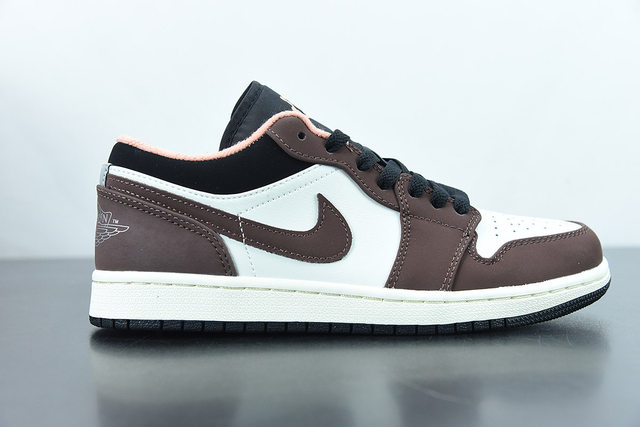 Jordan 1 Low Mocha - Comprar em B&F Store Sneakers