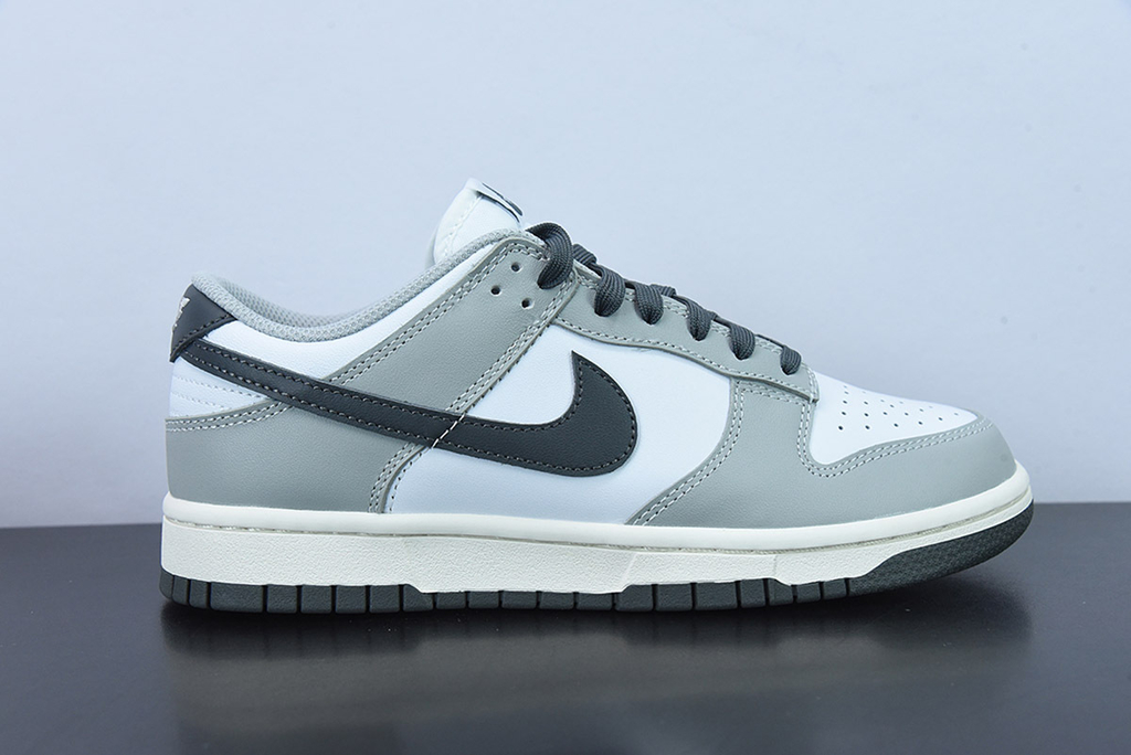 Dunk Low Light Smoke Grey - B&F Store Sneakers