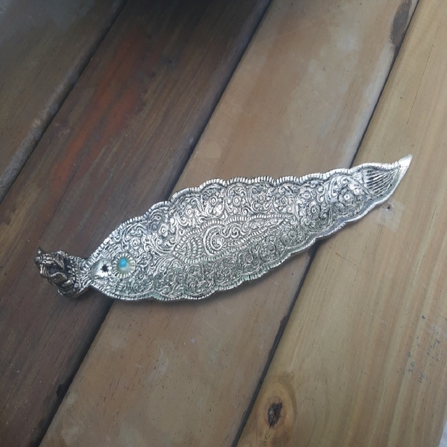 porta sahumerio de metal