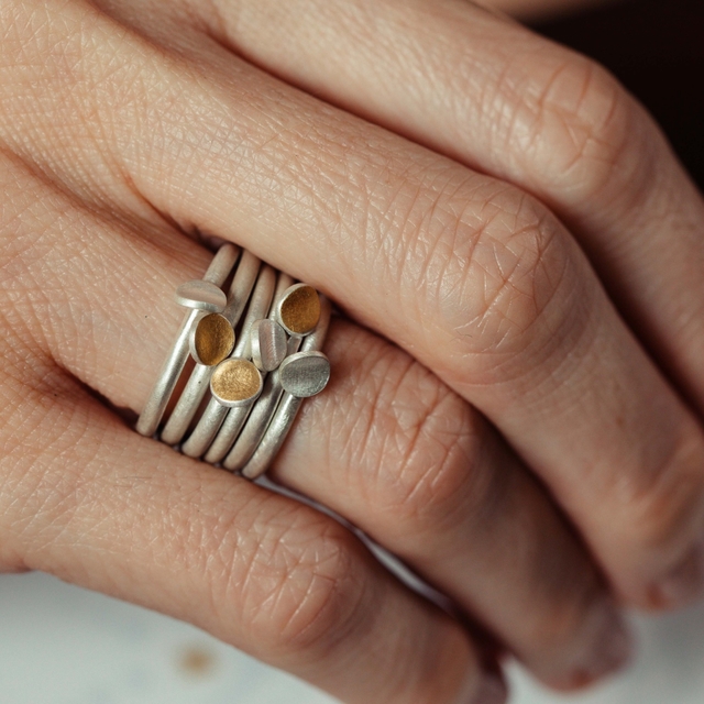 Folhinha ring composition - Buy in Studio Paula Fabbri