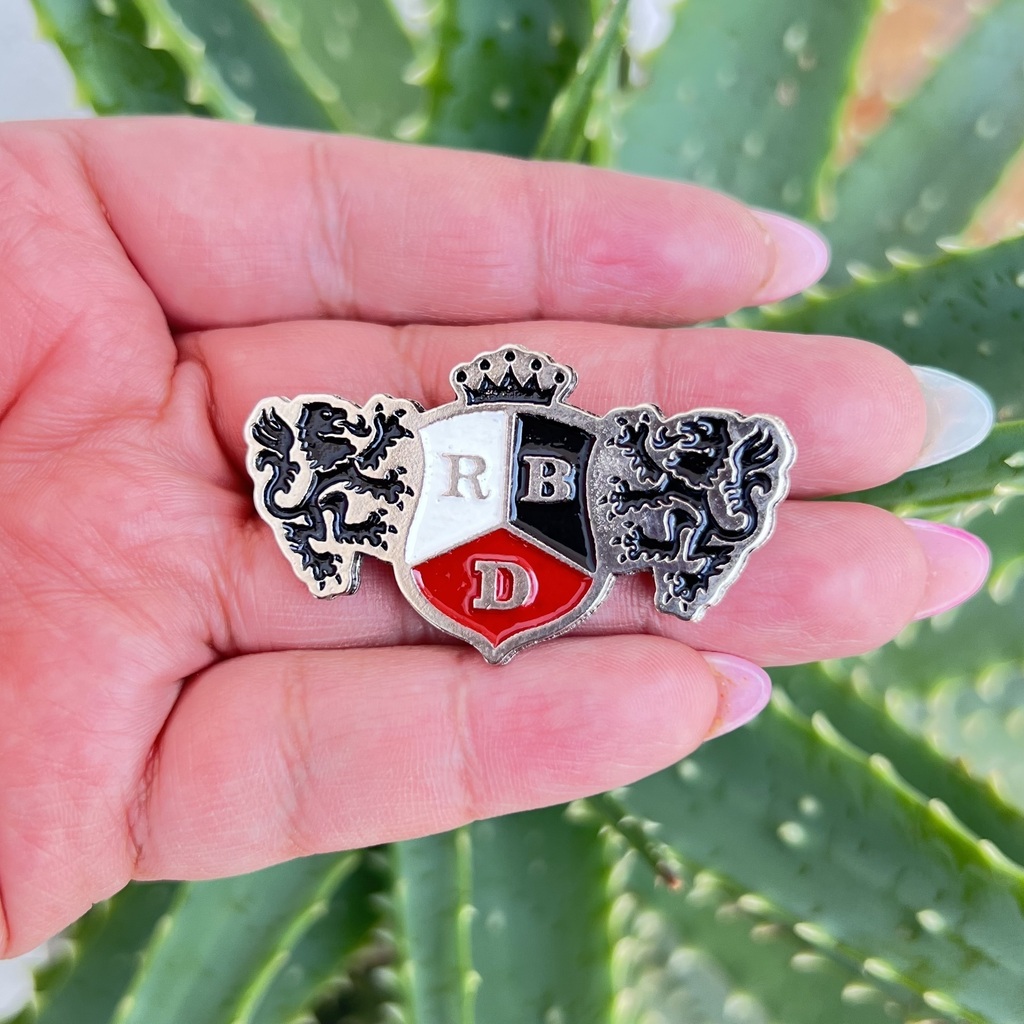 Pin metálico de RBD