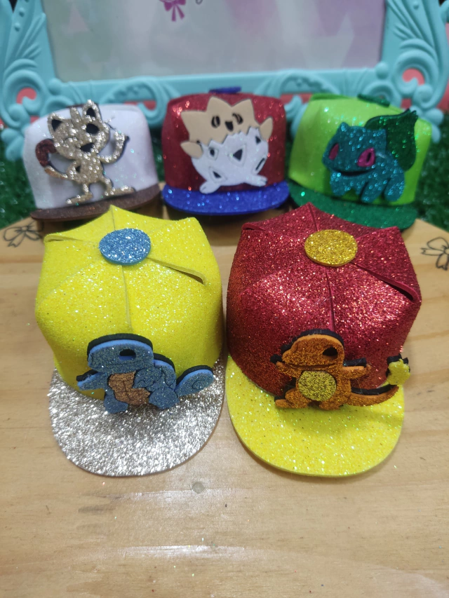 Boné Pokemon c/ 10 uni - Comprar em Lui Laços Pet