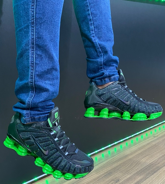 Nike Shox 12 Molas Nacional Premium - DN Multimarcas