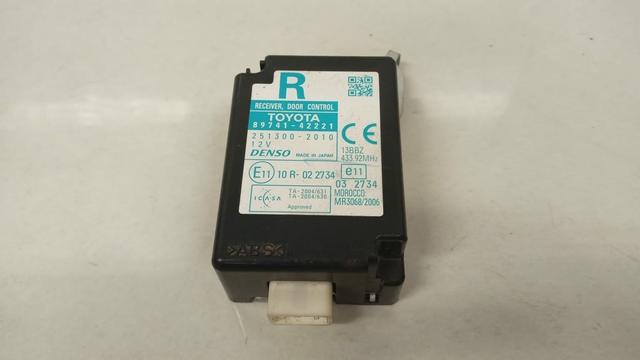 Módulo Controle Porta Toyota Rav4 2010