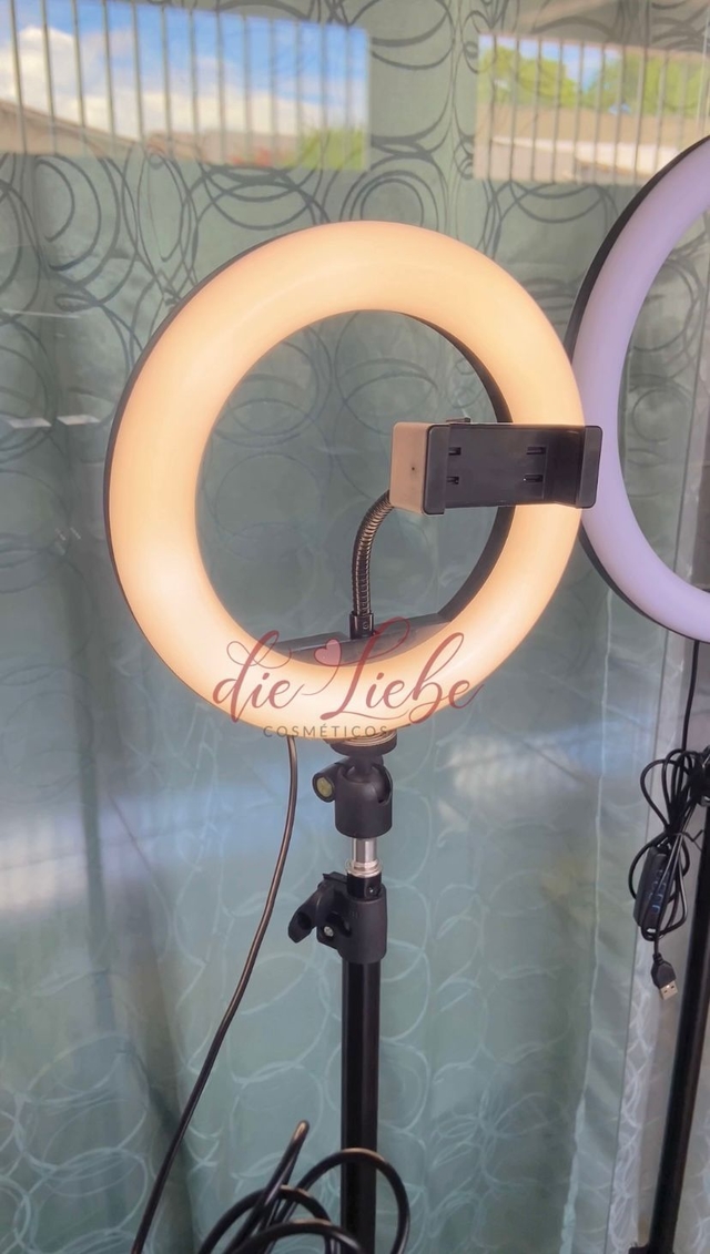 RING LIGHT 8 POLEGADAS COM TRIPÉ 2.1M