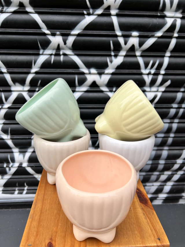 Marceta Tokyo Sin Planta - Pineapple Decoración