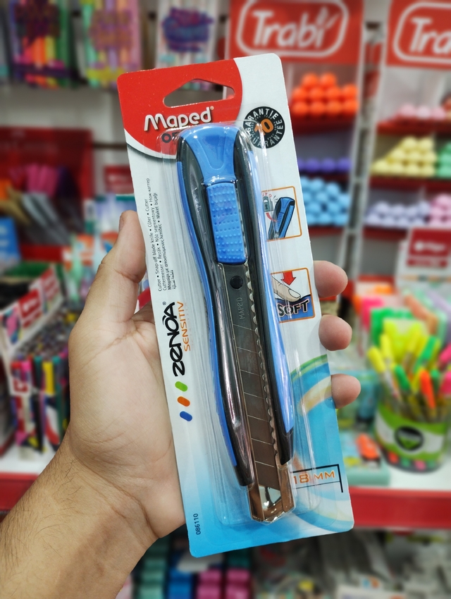 Cutter Maped Zenoa 18mm - Librería Sarmiento