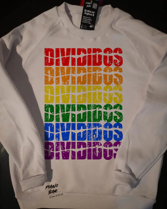 Divididos logo colores - Piano Bar Indumentaria