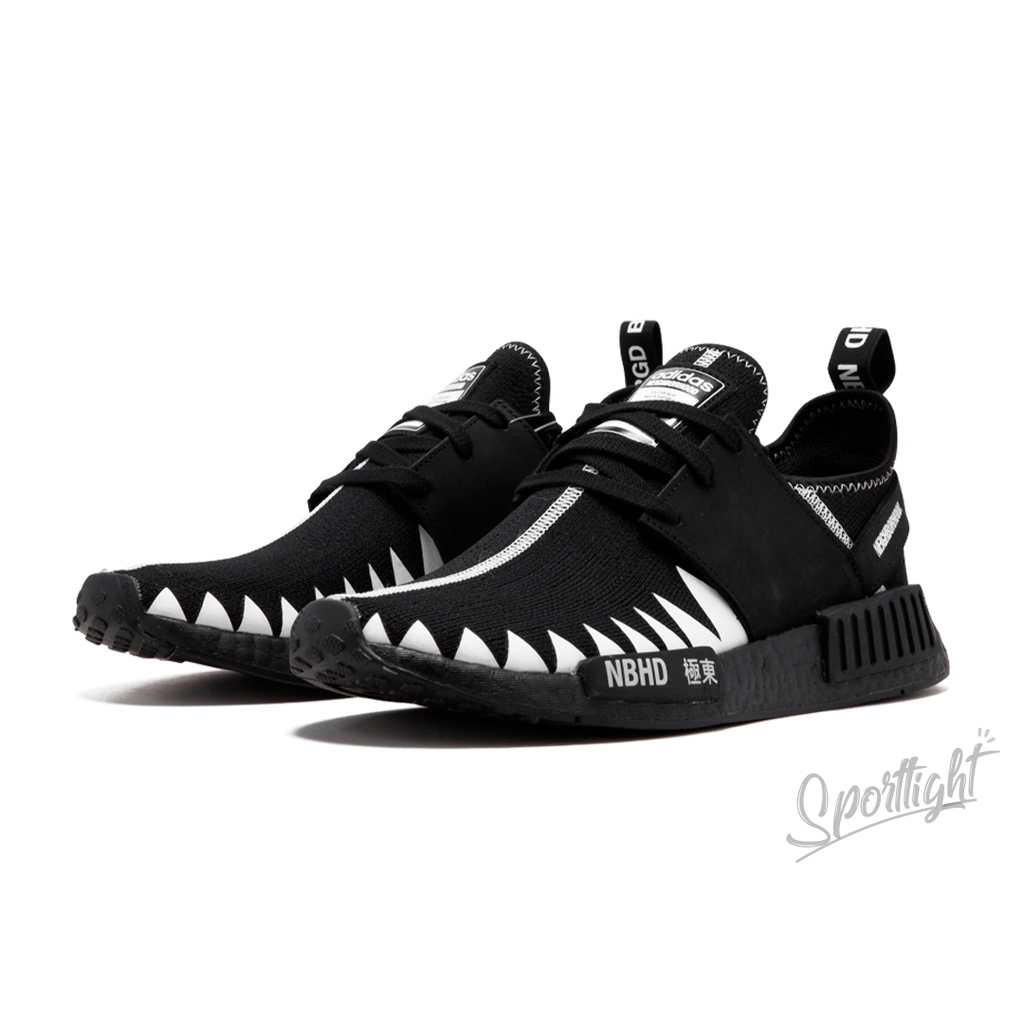 Tênis Adidas Neighborhood x NMD_R1 Primeknit 'Neighborhood'