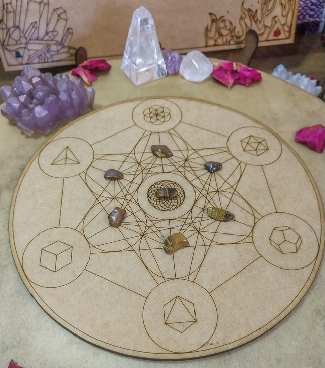 Mandala Cubo de Metatron com Sólidos Platônicos