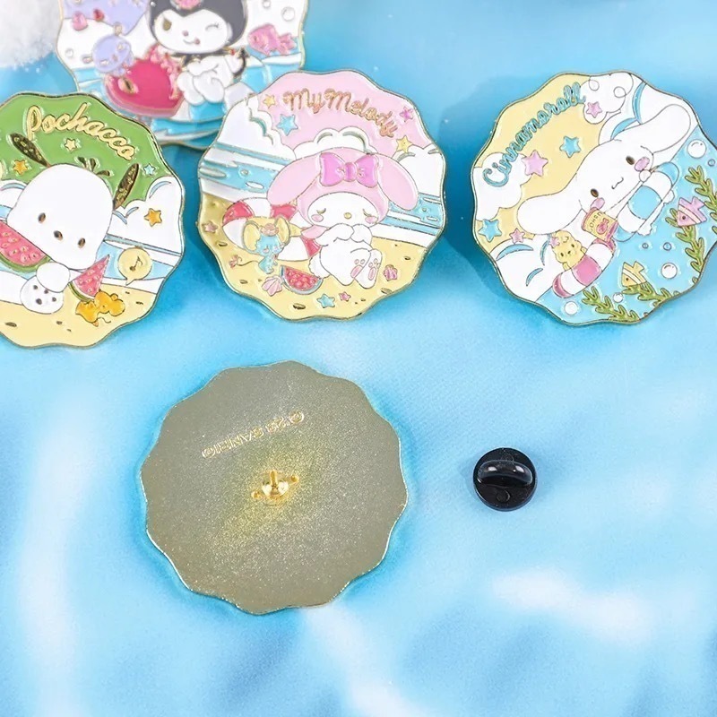 Pines Sanrio Beach - Comprar en Casita Mágica