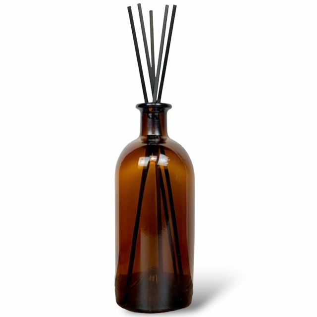 Botella Con Tapa Corcho (Ámbar) - DECODESIGN MAYORISTA