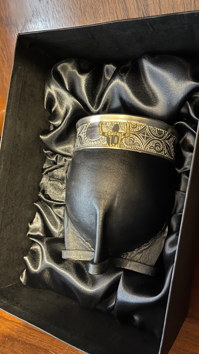 MESSI SEÑALANDO AL CIELO - Comprar en A PURO MATE