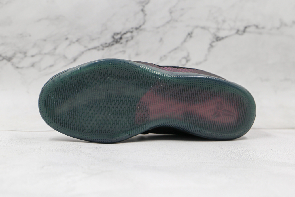 Nike Kobe 11 EM Low Invisibility Cloak - DUKE SPORT
