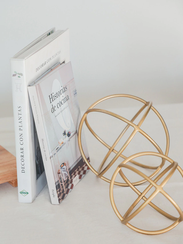 Esferas Doradas - Comprar en The Voor Store