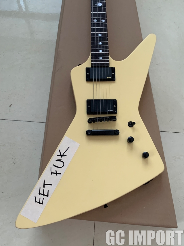 Guitarra ESP Explorer Mx-220 Eet Fuk James Hetfield Replica Chinesa