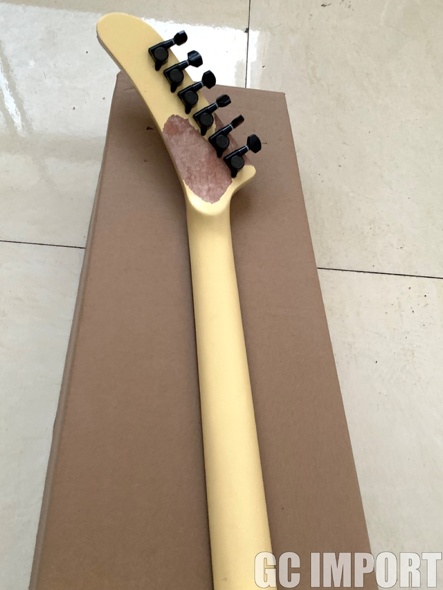 Guitarra ESP Explorer Mx-220 Eet Fuk James Hetfield Replica Chinesa