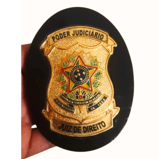 Bolachão distintivo em couro com brasão - Poder Judiciário juiz de direito