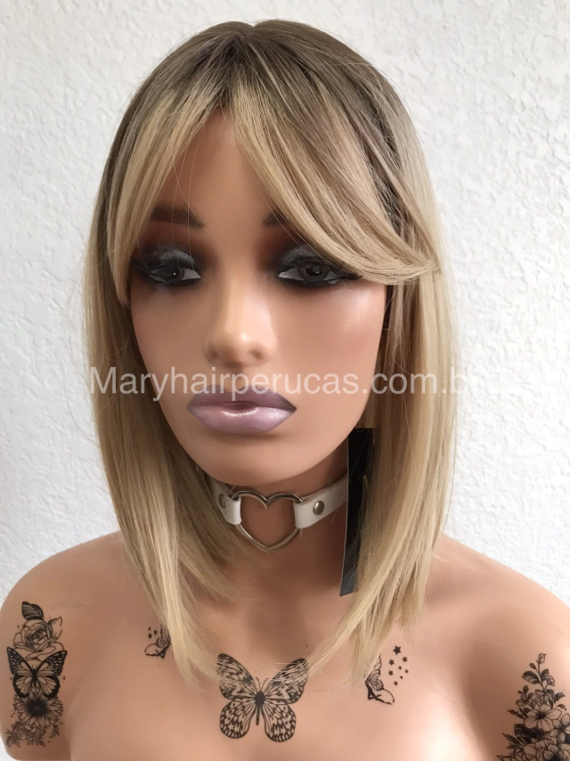 Wig Samya Fibra Premium Liso Com Franja 35cm