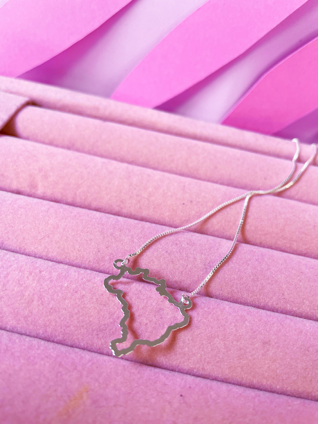 Colar mapa do Brasil - Comprar em Amitié Acessórios