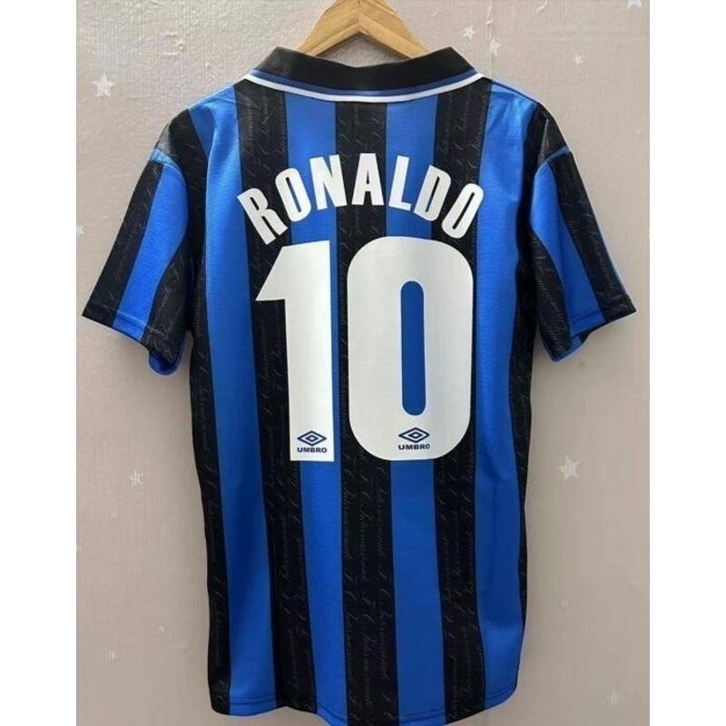 Camisa Retrô Inter de Milão 1997/1998 Craque Ronaldo Fenômeno - Umb