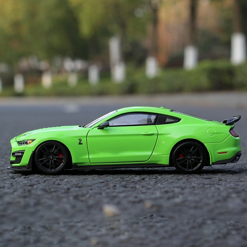 Carro Miniatura Ford Mustang Shelby GT500 | Escala 1:24