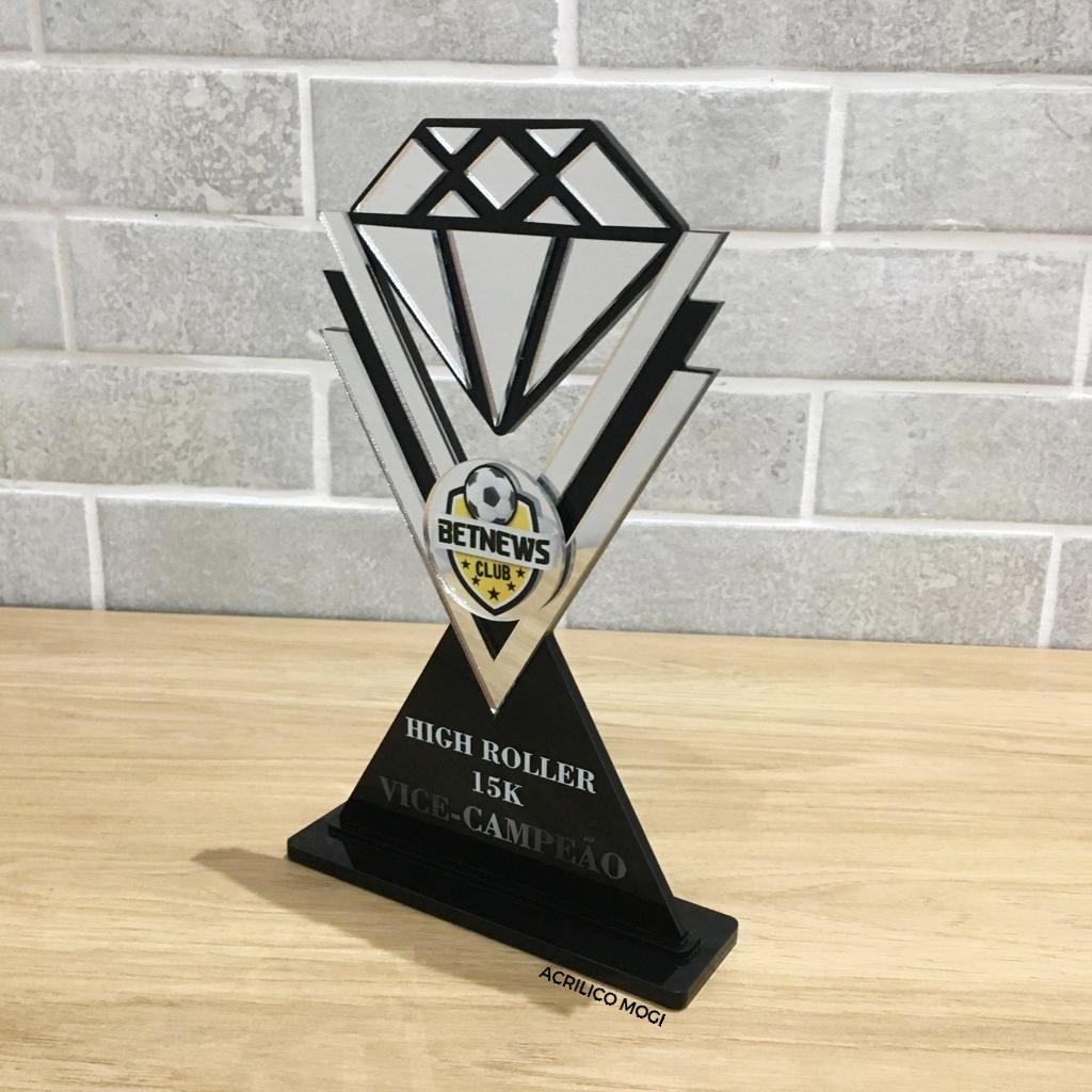 Kit 3 Troféus em Acrílico Personalizados Para Premiação