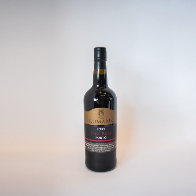 VINHO ROMARIZ PORT FINE RUBY 750ML