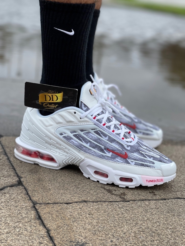 AIRMAX PLUS TN 3 - Branco, vermelho e cinza - DD OUTLET